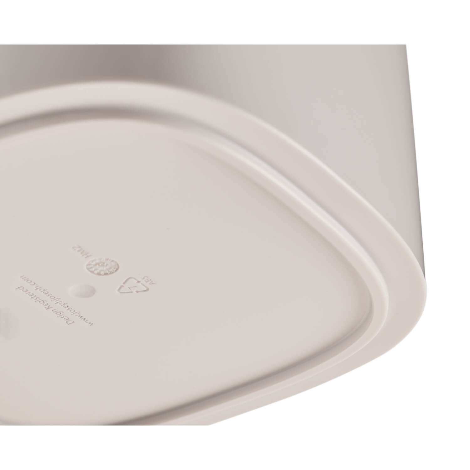 Buy Joseph Joseph | Viva Make-Up Brush Pot - Shell – Potters Cookshop