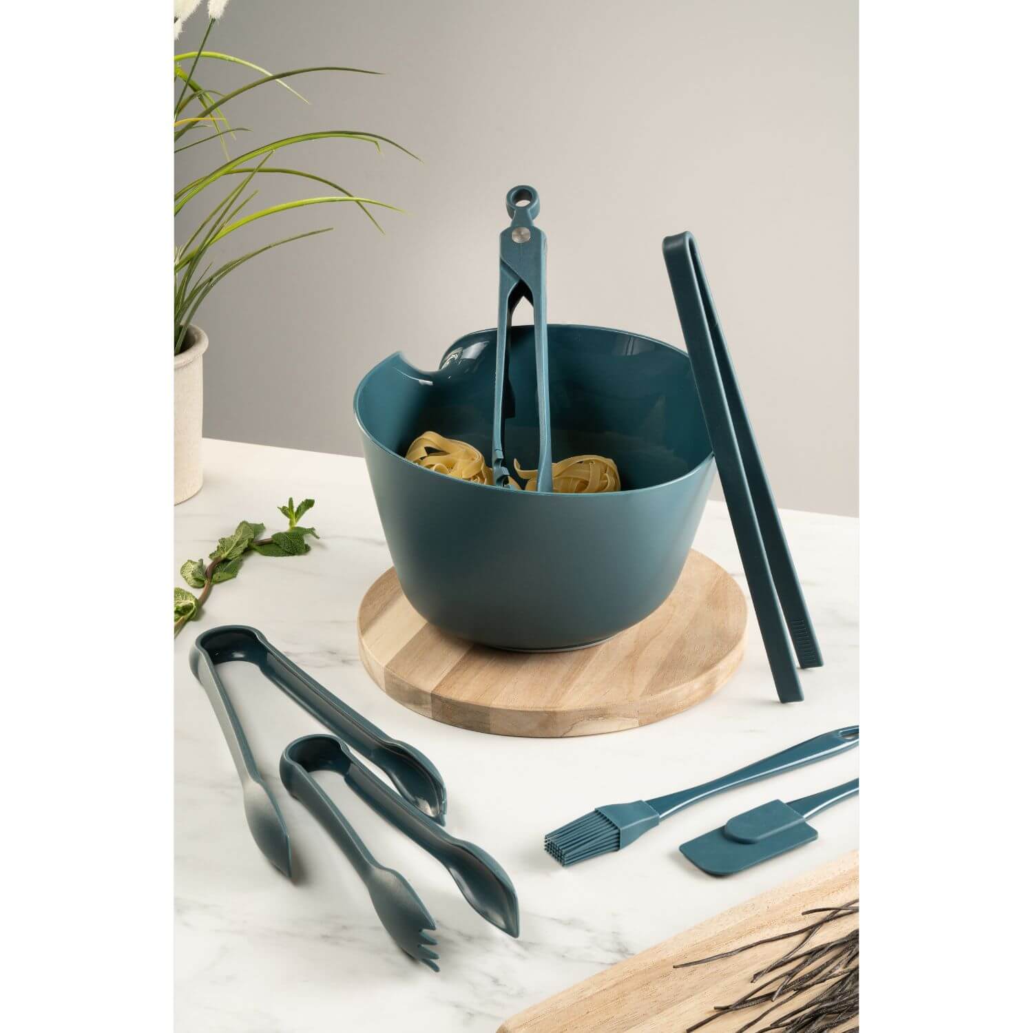 Buy Fusion | Twist Food Tongs - Blue – Potters Cookshop