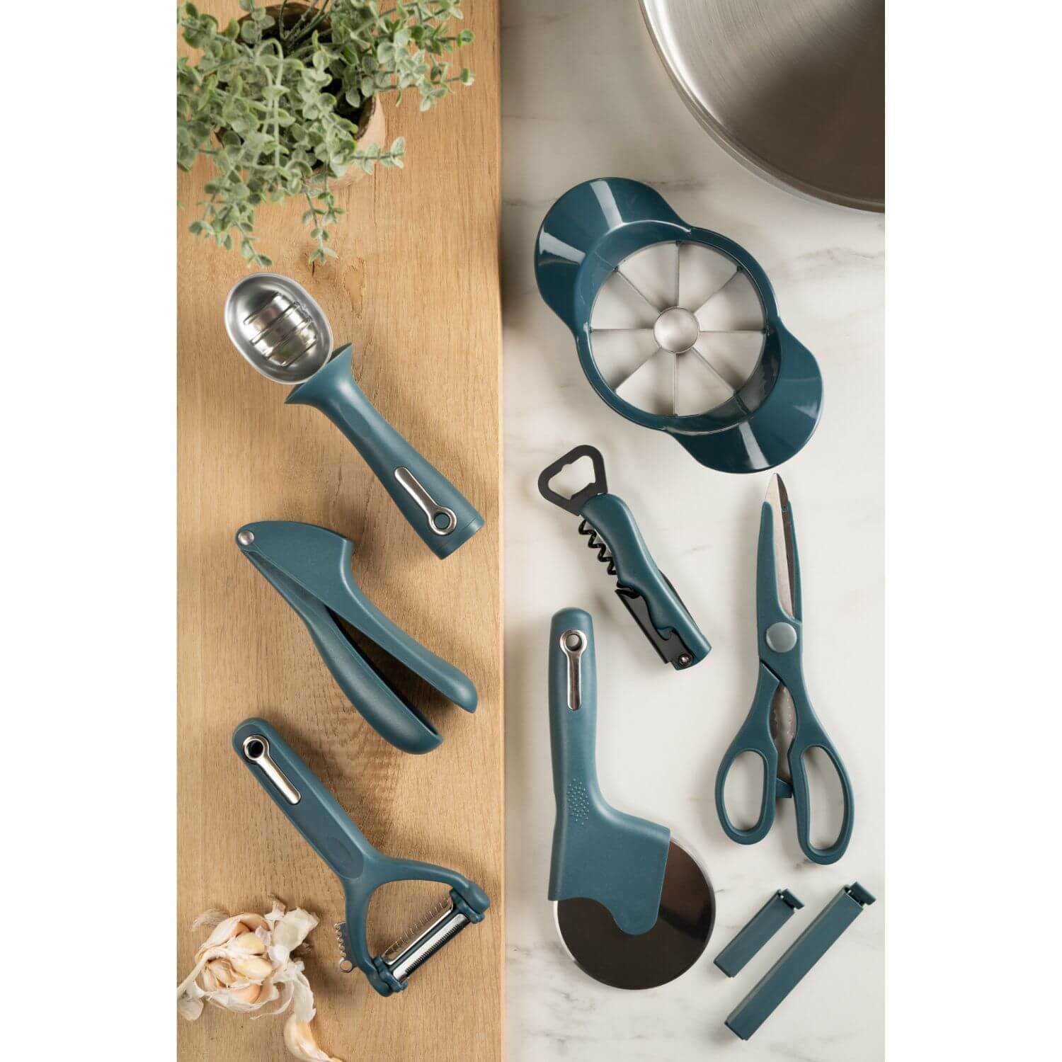Buy Fusion | Twist Garlic Press - Blue – Potters Cookshop