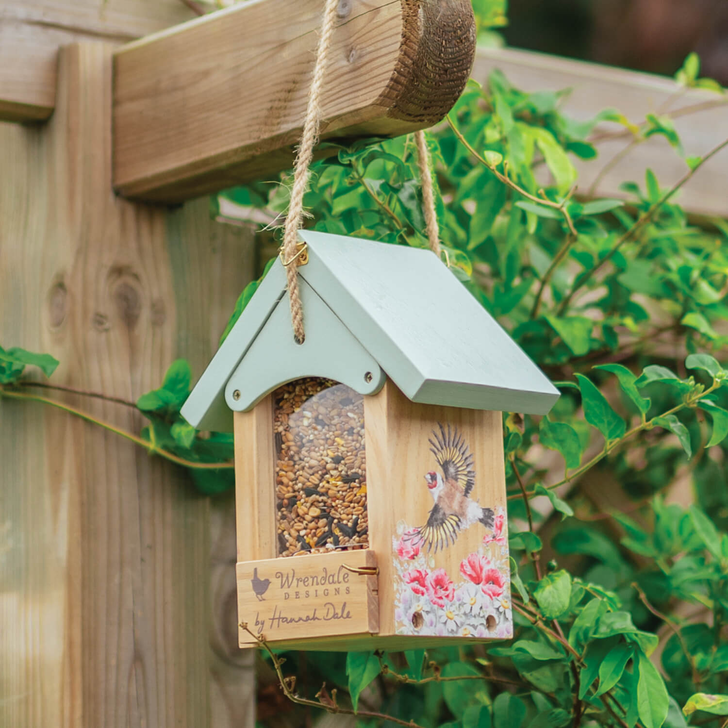 Buy Wrendale Designs | by Hannah Dale Wooden Bird Feeder – Potters Cookshop