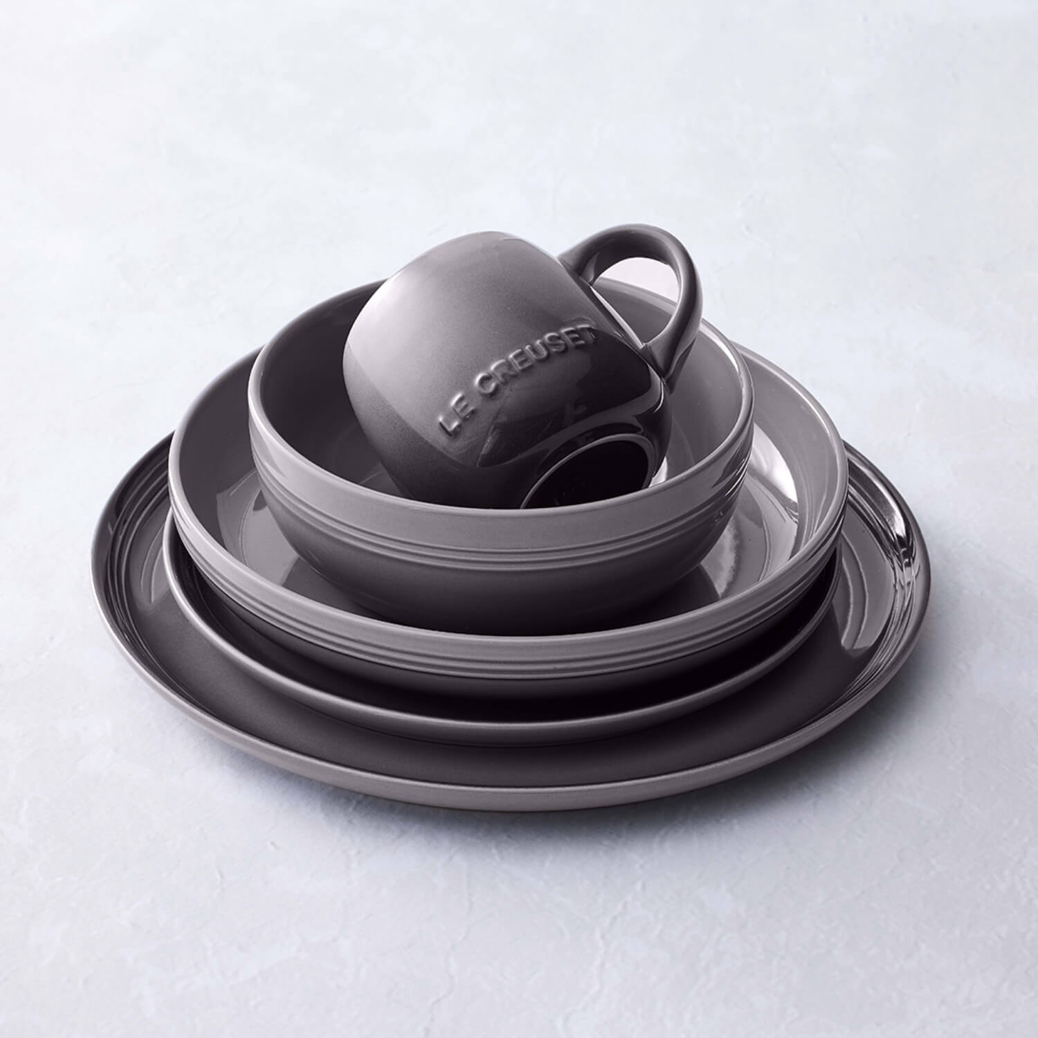 Buy Le Creuset | 27cm Stoneware Coupe Dinner Plate - Flint – Potters ...